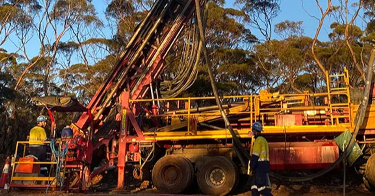 Auric Mining hits high-grade gold in Munda grade control drilling; mine ...