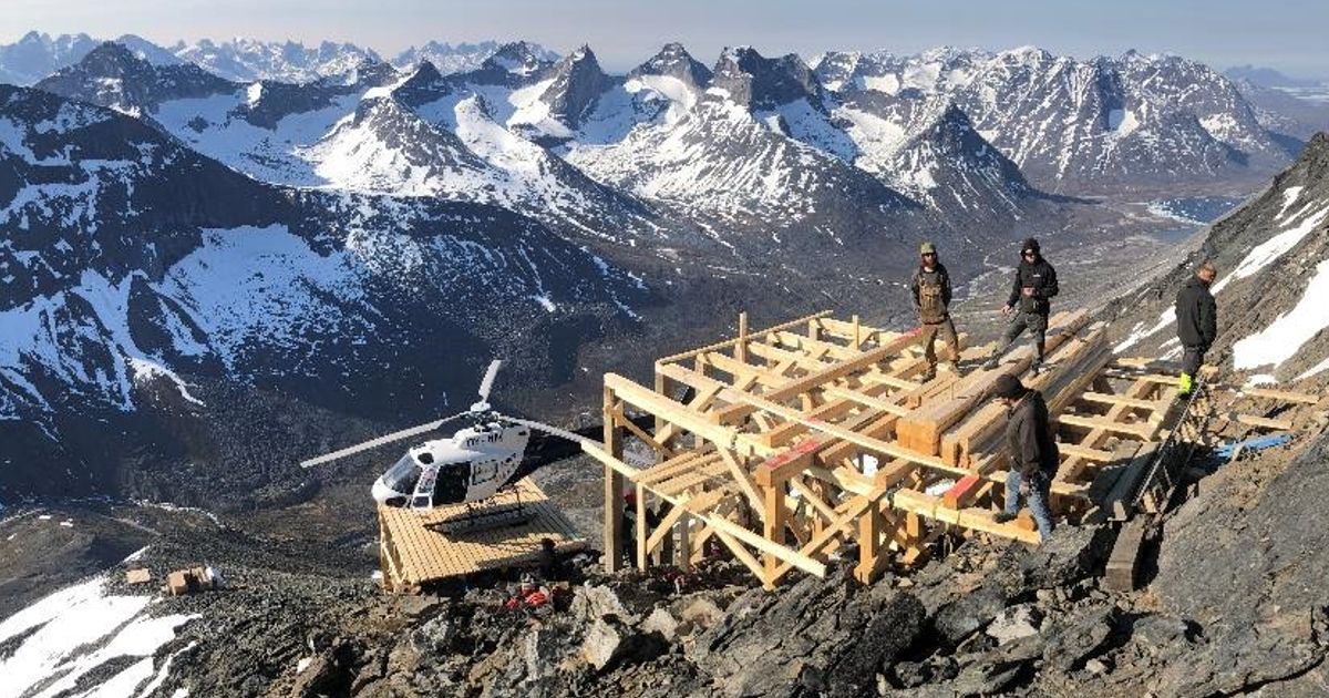Amaroq Minerals celebrates after Nalunaq's first underground blast ...
