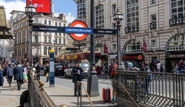 Land Securities incurs losses after write down in property values | LSE ...