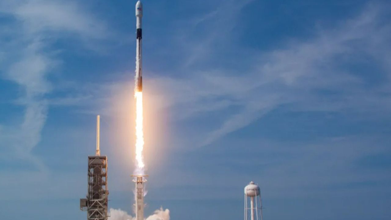 Investment trusts bounce back in first half of 2024, led by tech and ...