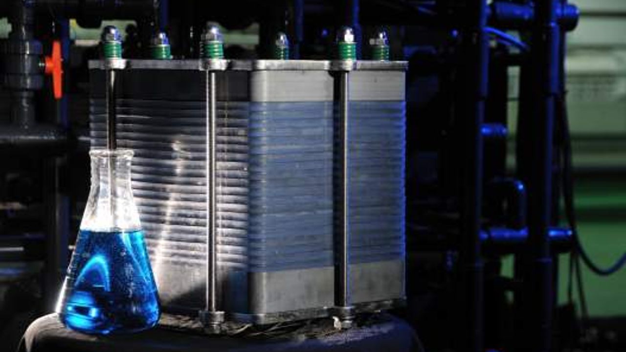 VanadiumCorp reaffirms dual-track vanadium flow battery program in ...