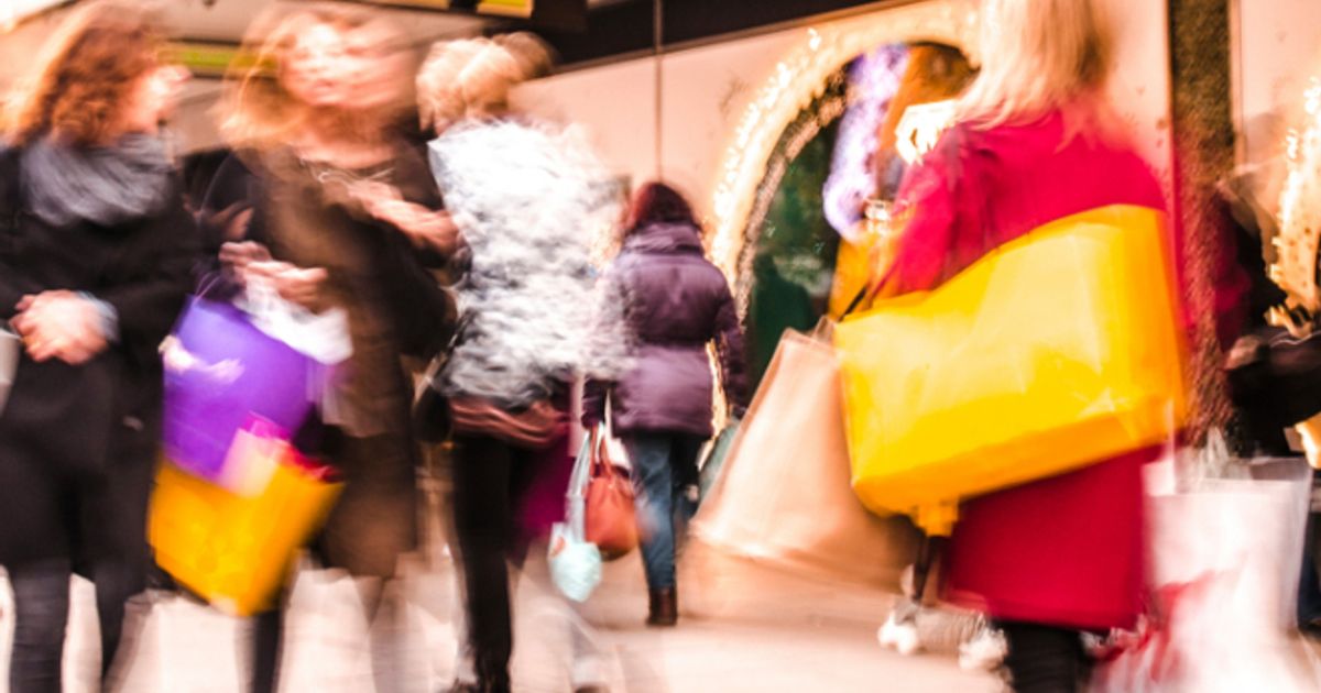 UK food and clothing retailers enjoy August but consumers confidence ...