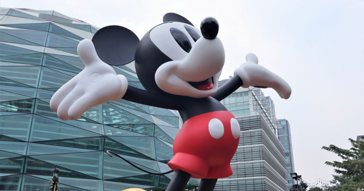 Disney loses copyright protection of earliest Mickey and Minnie Mouse ...