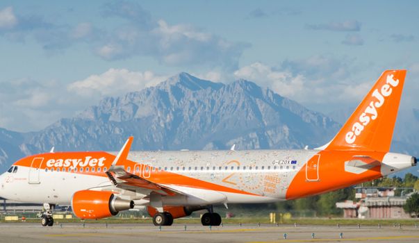easyJet back with the blue chips thanks to ‘revenge travel’ | LSE:EZJ