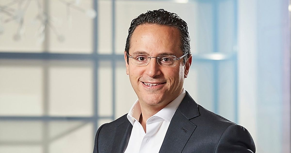 Shell pays CEO $8mln while watering down carbon emissions targets | LSE ...