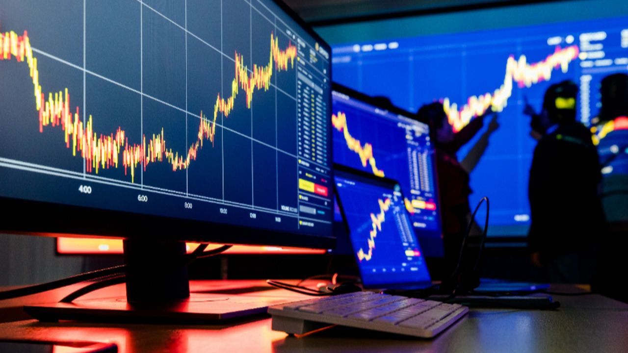Close Brothers, DFS, Trustpilot, Essentra and more: Day ahead on ...