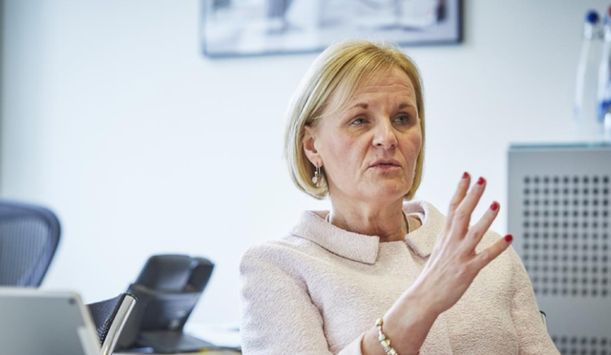 Amanda Blanc steers Aviva away from takeover chatter | LSE:AV.