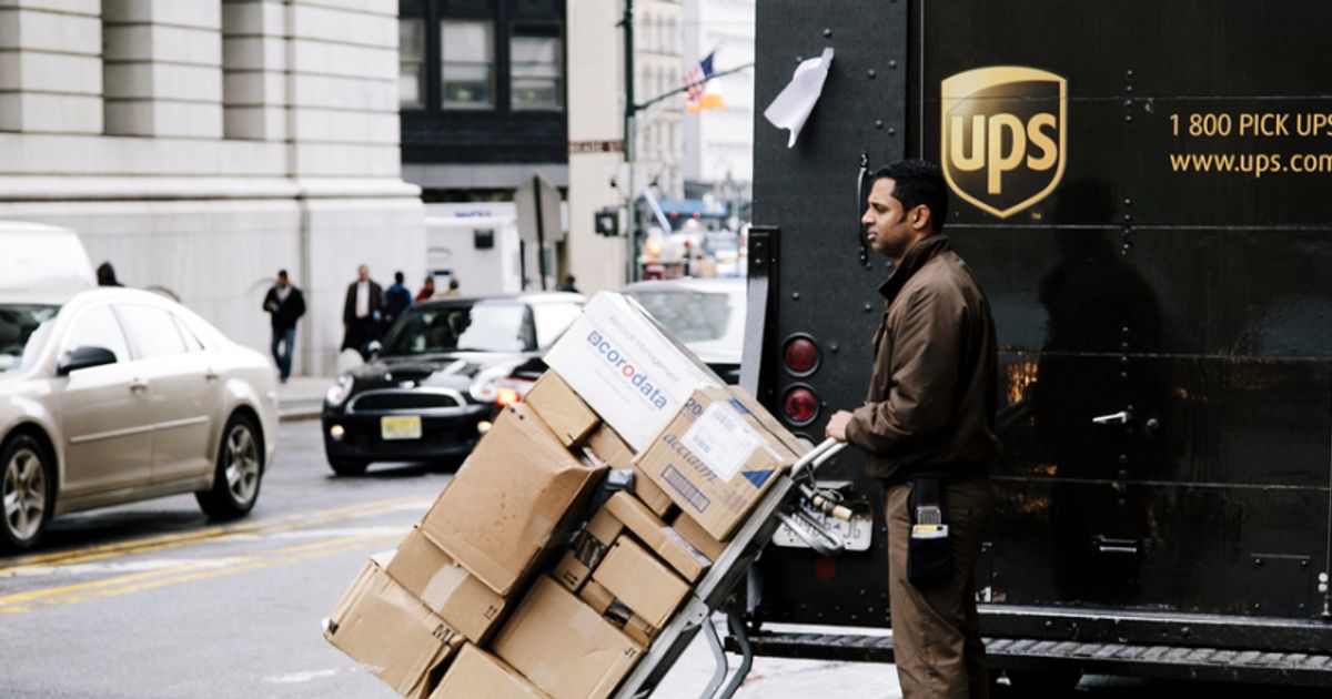 UPS stock slips on disappointing first quarter earnings guidance | NYSE:UPS