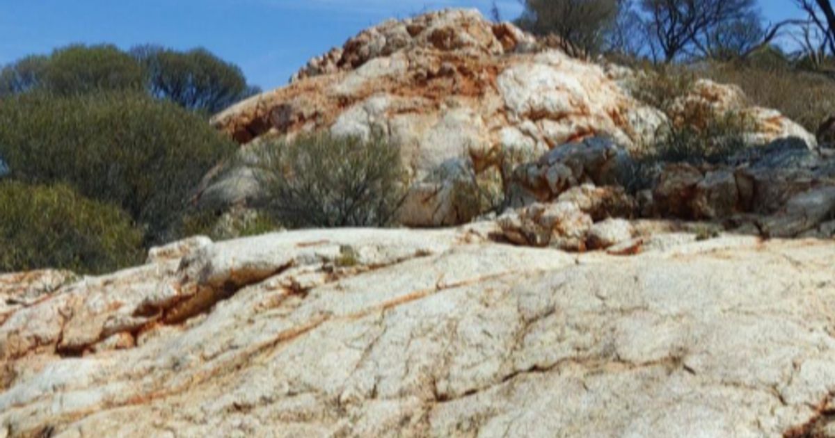 Cobre discovers high purity quartz at Perrinvale; defines significant ...