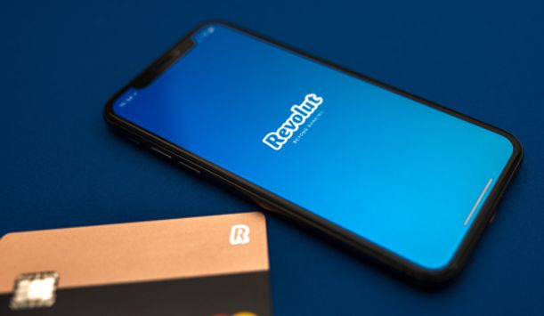 Revolut to take on SumUp, Worldpay and Tide with new payment terminal