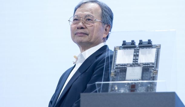 Super Micro Computer shares tumble on lower guidance and below-estimate ...