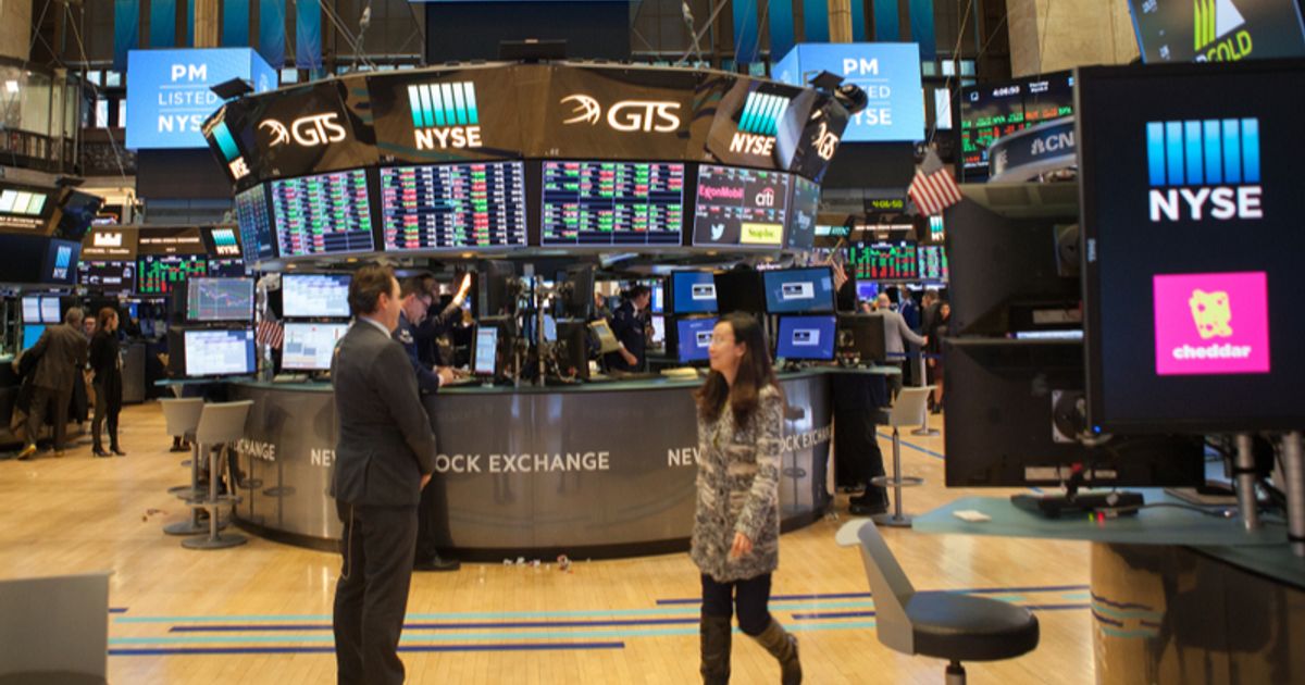 Dow Jones retreats ahead of key jobs report | NASDAQ:COIN