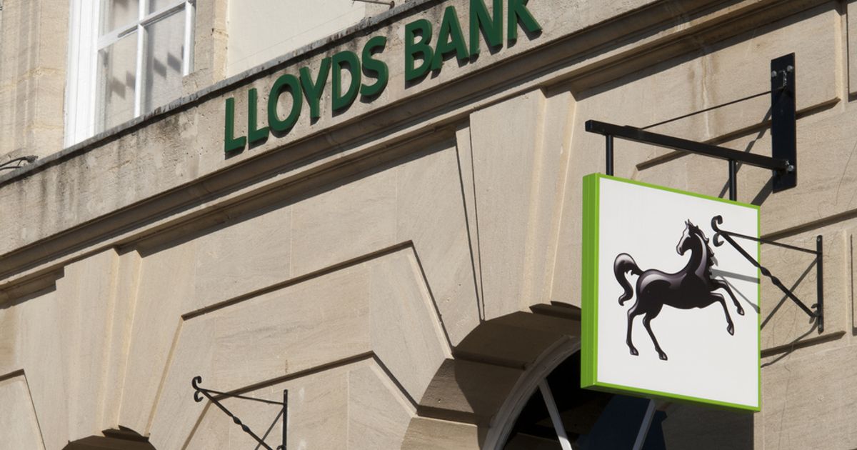 Lloyds share price target cut by Goldman as motor finance uncertainty ...