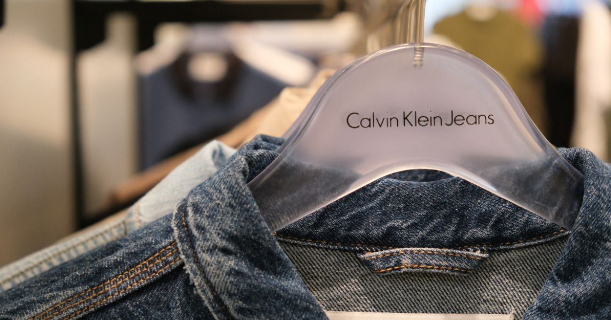 Calvin Klein and Tommy Hilfiger owner PVH beats Q4 estimates | NYSE:PVH
