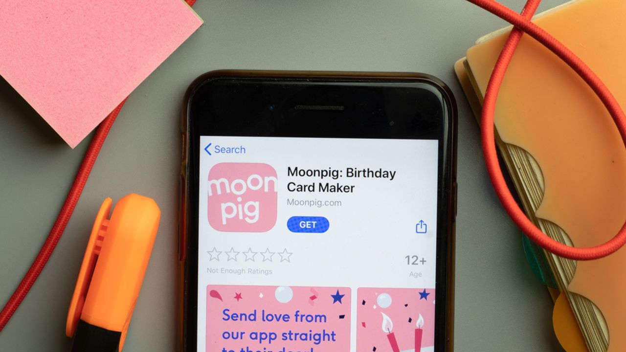 Moonpig flies higher as it sees top-end profits | LSE:MOON