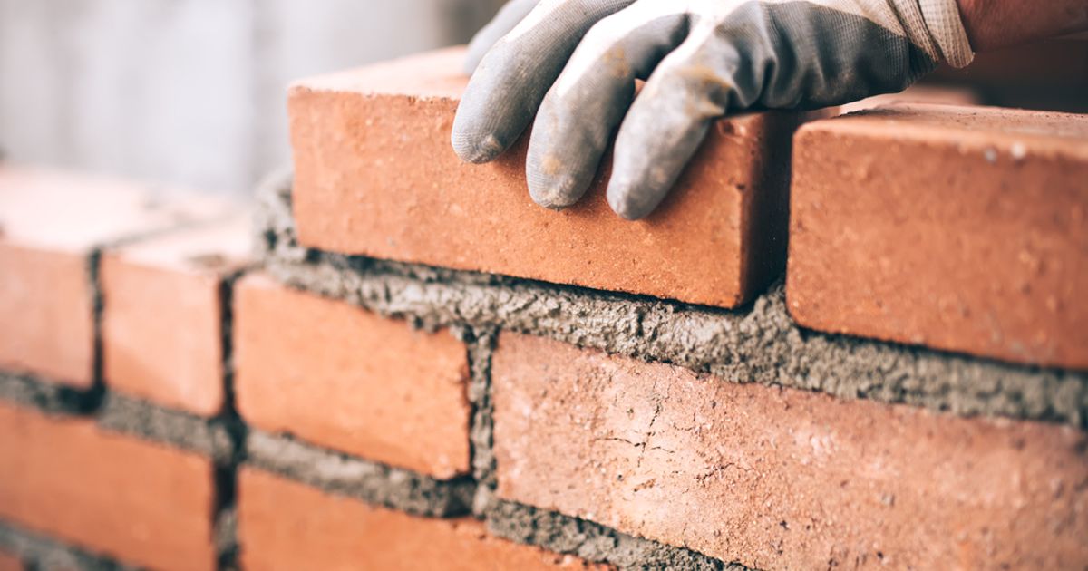 Smaller UK housebuilders to get lower regulations and planning hurdles