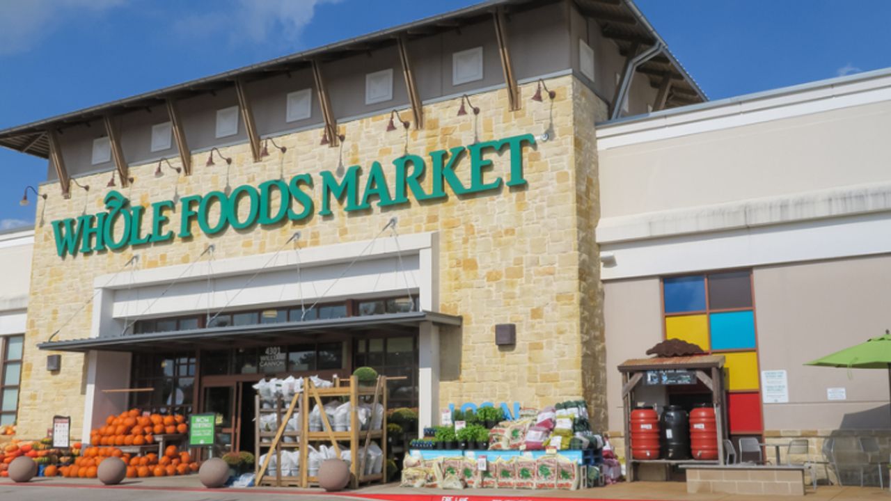 Amazon tightens grip on Whole Foods in major grocery reorganization ...
