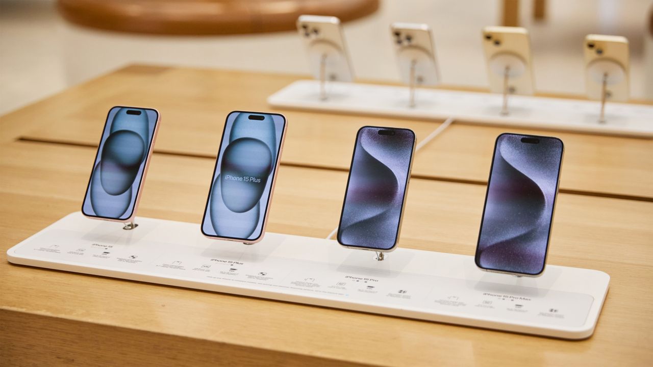 Apple faces iPhone demand headwinds as purchase intent falls in US and ...