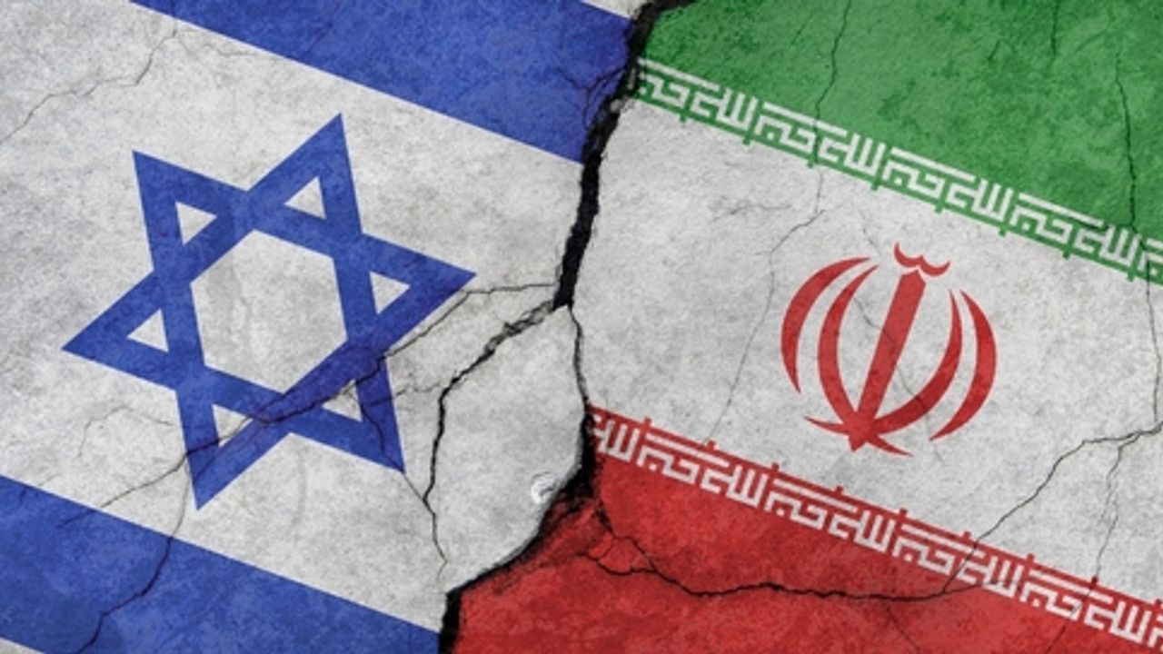 Shell, BP and other oil giants plunge as oil prices tumble on Israel ...