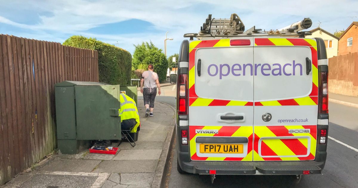 BT Group is a ‘sell’ as broadband pressures remain - broker | LSE:BT.A