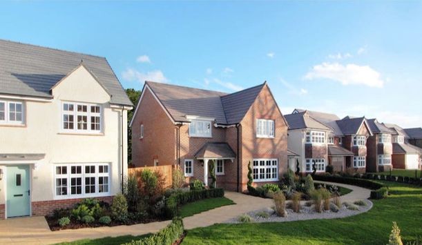 Barratt Redrow plunges as outlook softens | LSE:BTRW