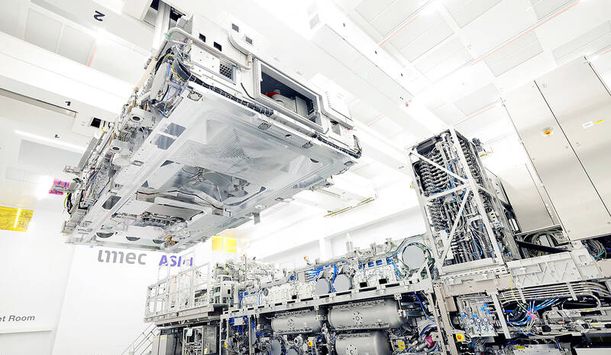 ASML sounds caution on 2026 semiconductor outlook despite record quarter | NASDAQ:ASML, ETR:ASME