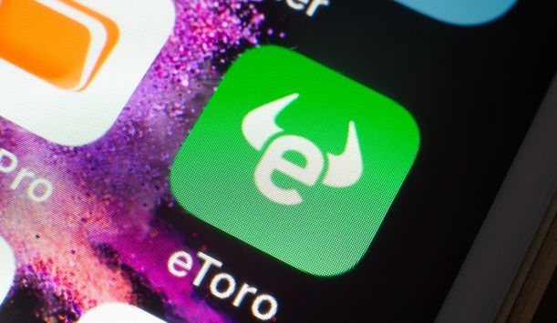 eToro to pay up to 4.3 % interest on uninvested cash