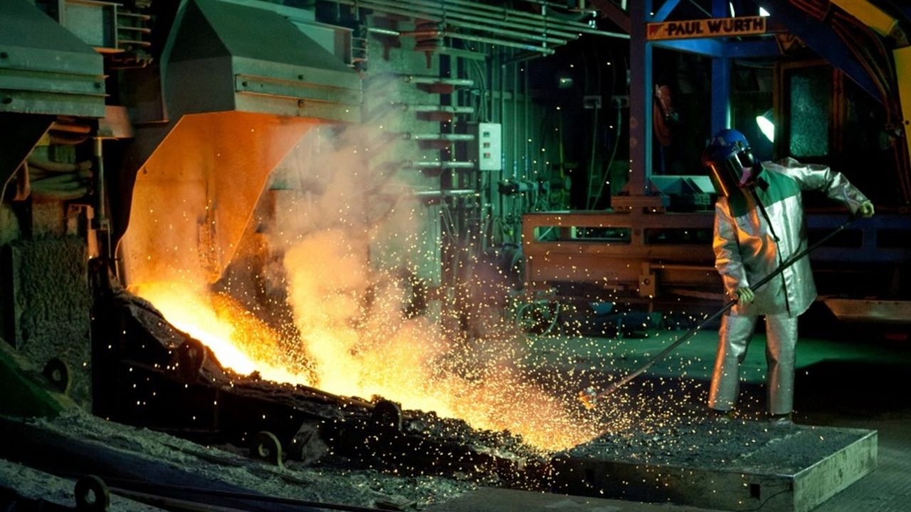 Glencore shares slide as profits miss and New York move ruled out | LSE ...