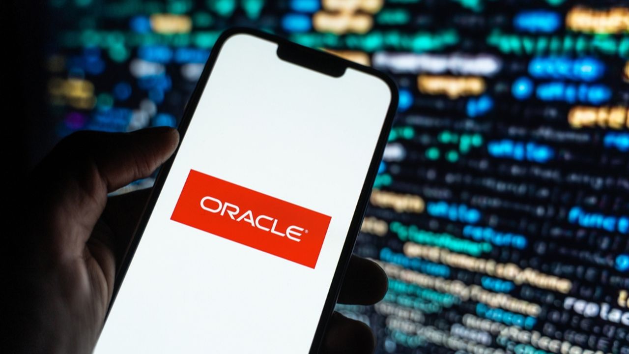 Oracle and OpenAI sign $300B cloud computing deal, WSJ reports
