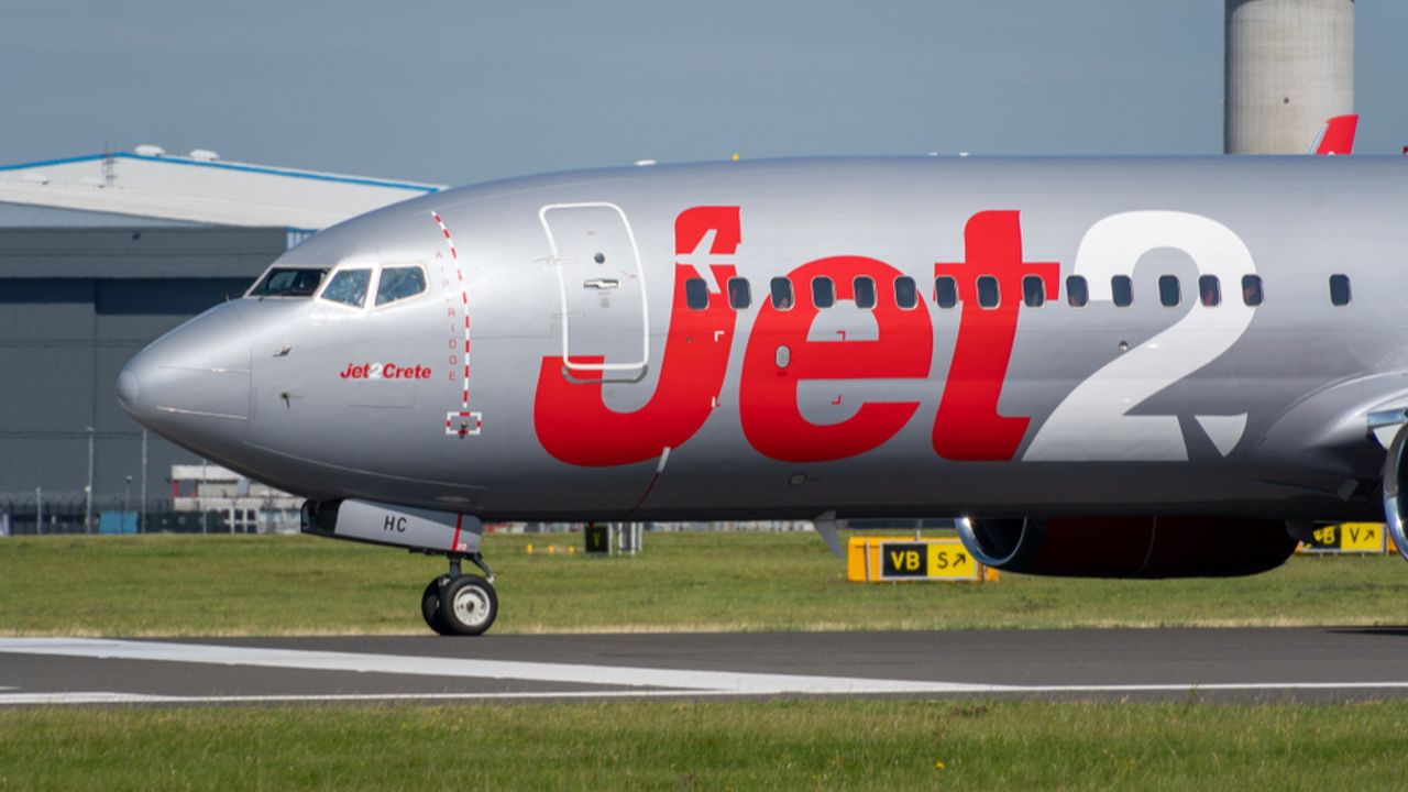 Jet2 shares fall as it clips guidance | AIM:JET2
