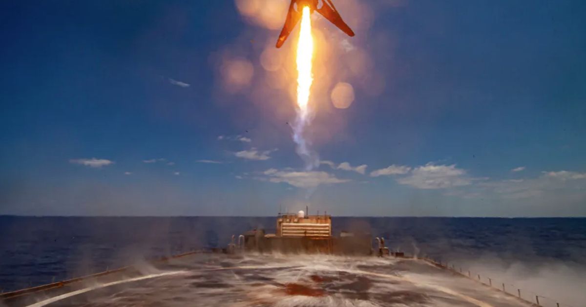 SpaceX lastminute rocket re-entry changes forces airline to delay flights