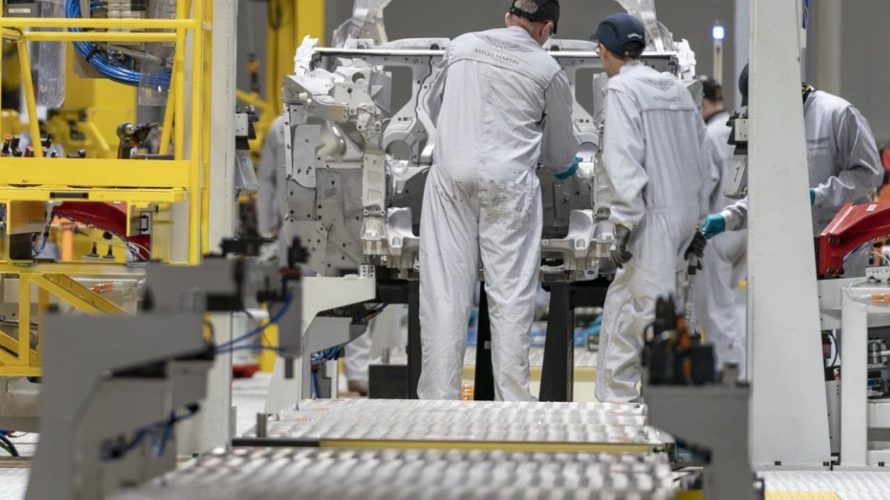 UK's mid-sized businesses were key driver of growth in 2024, new ...