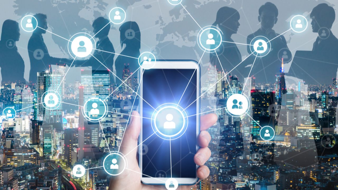 eSafety report finds major tech companies failing to curb terrorist and ...