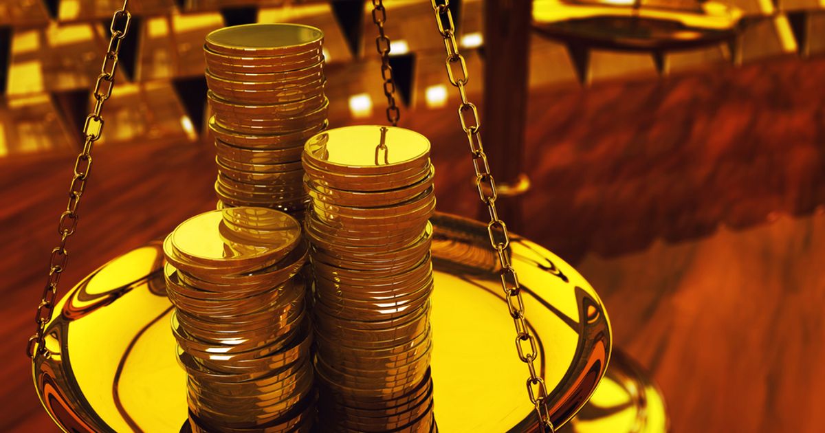 Gold powers to new record highs and oil rebound amid renewed Middle ...