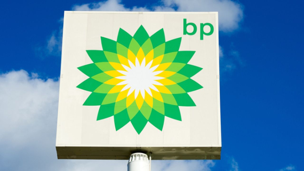 BP activist Elliott prepares for battle over strategic plans | LSE:BP.
