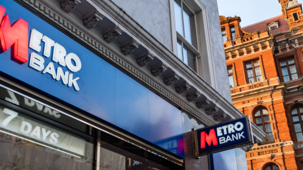 Metro Bank climbs after increasing loans to new target areas | LSE:MTRO