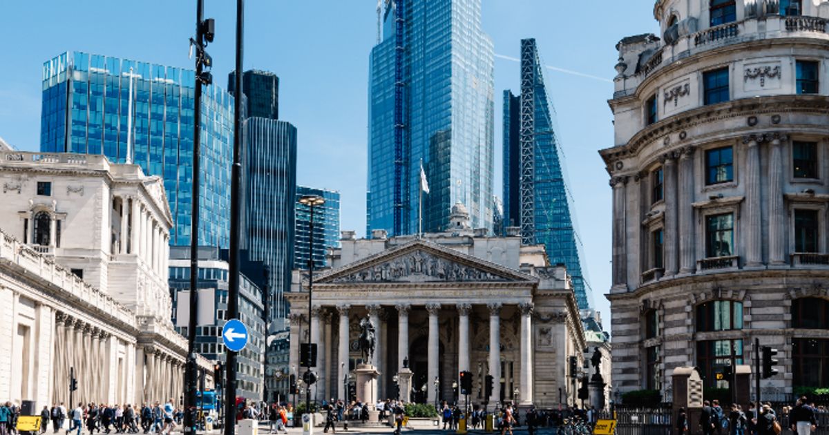 FTSE 100 Live: Stocks slip as uncertainty builds; US stocks in the red