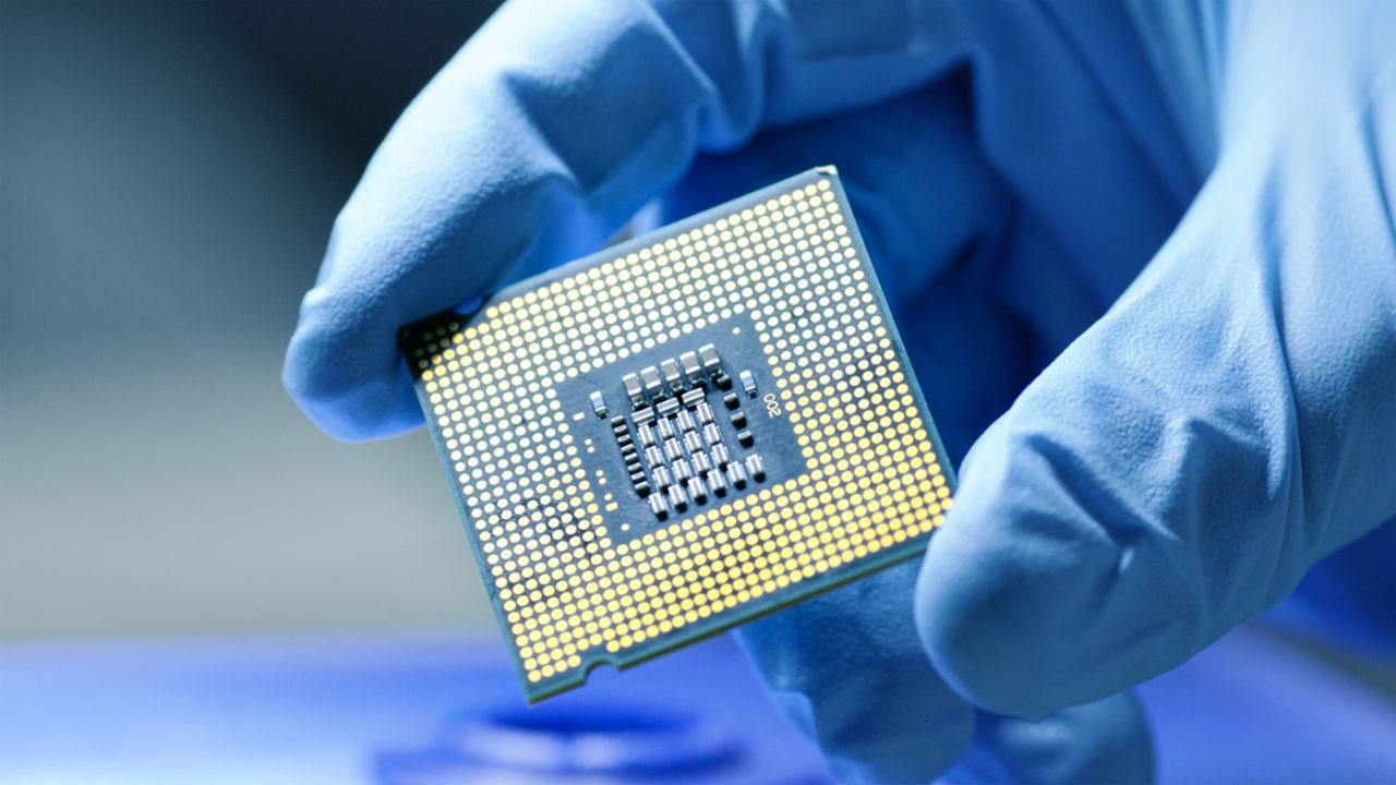 AMD and ARM gaining market share amid Intel supply constraints ...