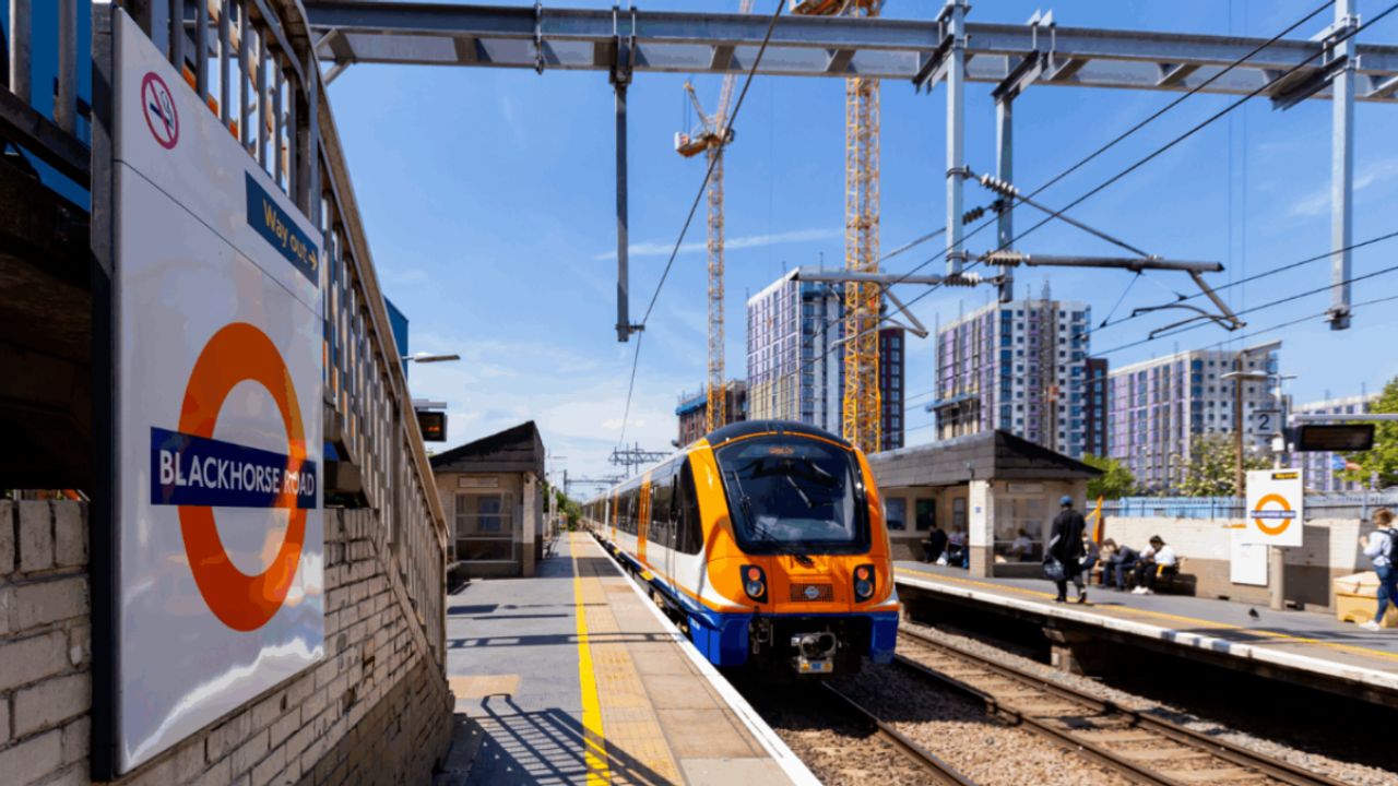 FirstGroup wins £3bn contract to run London Overground | LSE:FGP