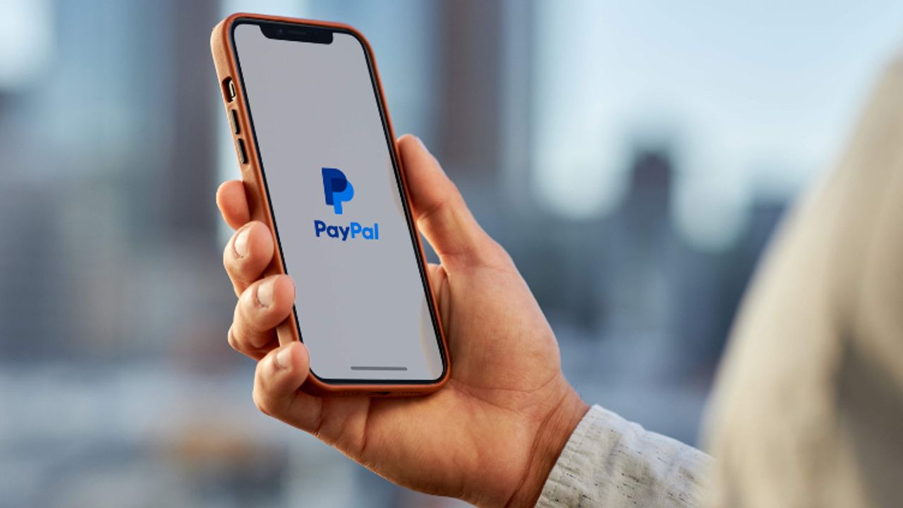 PayPal applies for US banking charter to expand lending and deposit ...