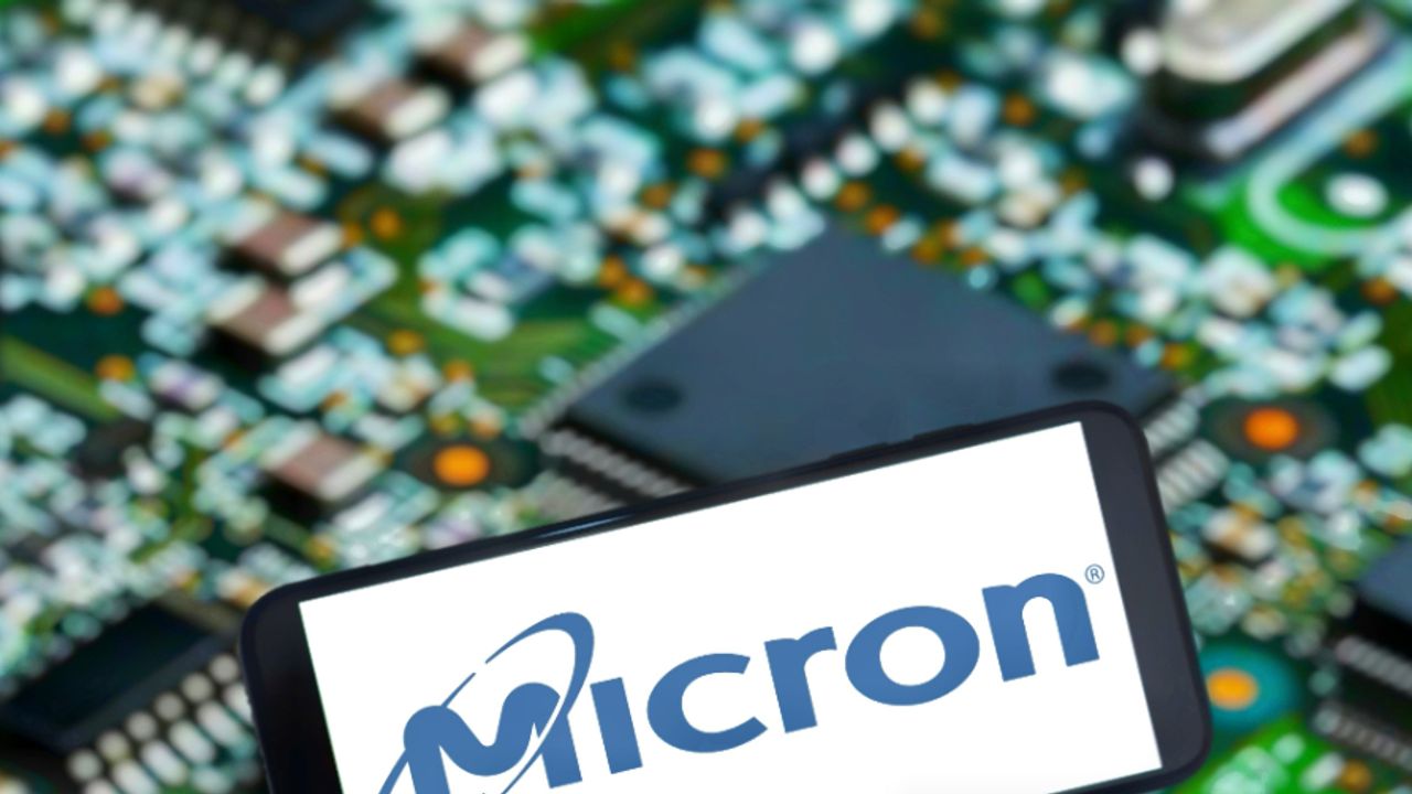 Micron shares jump after strong Q1 earnings, robust outlook | NASDAQ:MU
