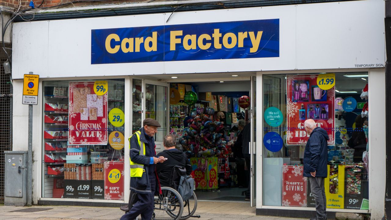 Card Factory plunges after sending out profit warning | LSE:CARD