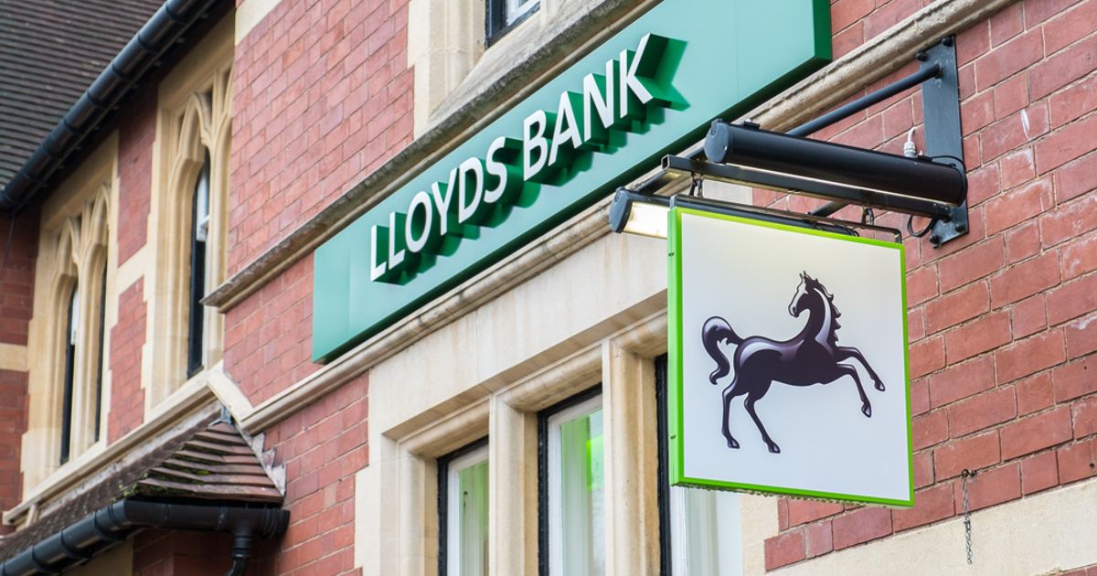 NatWest and Lloyds tipped to lead as UK banks enter Q1 results | LSE:NWG