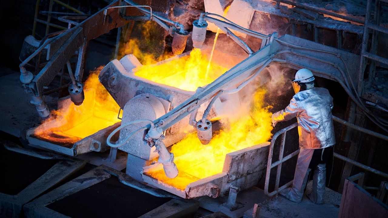 Copper near record highs but inventory overhang clouds near-term ...
