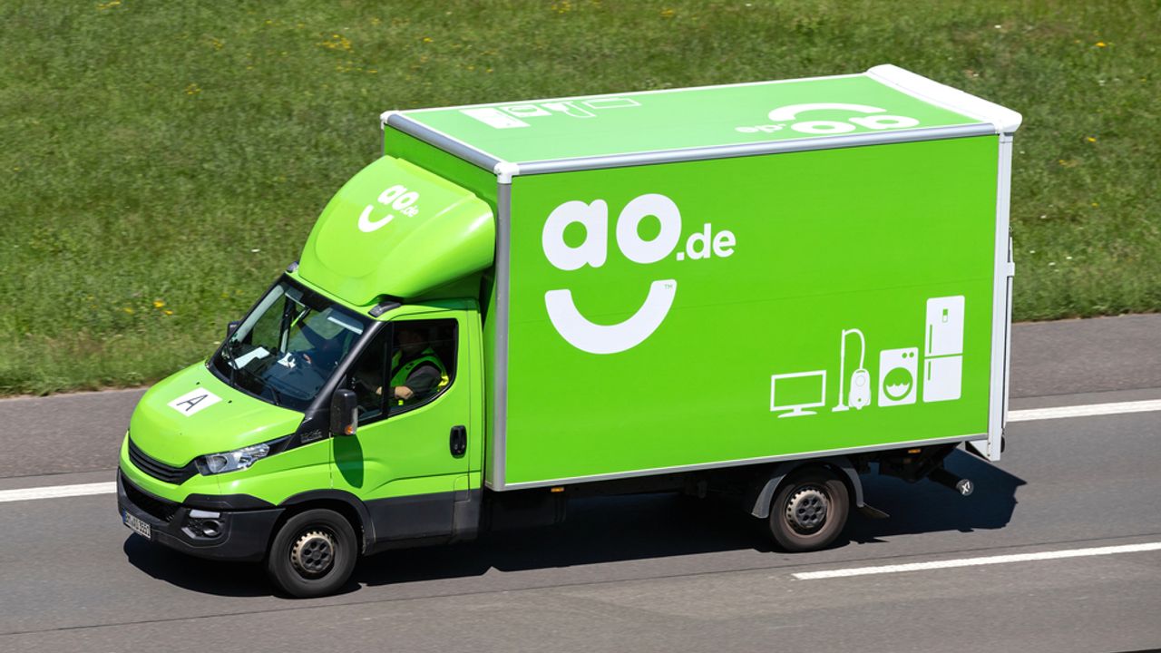 AO World climbs 8% as Peel Hunt flags profit beat and cash surge | LSE:AO.
