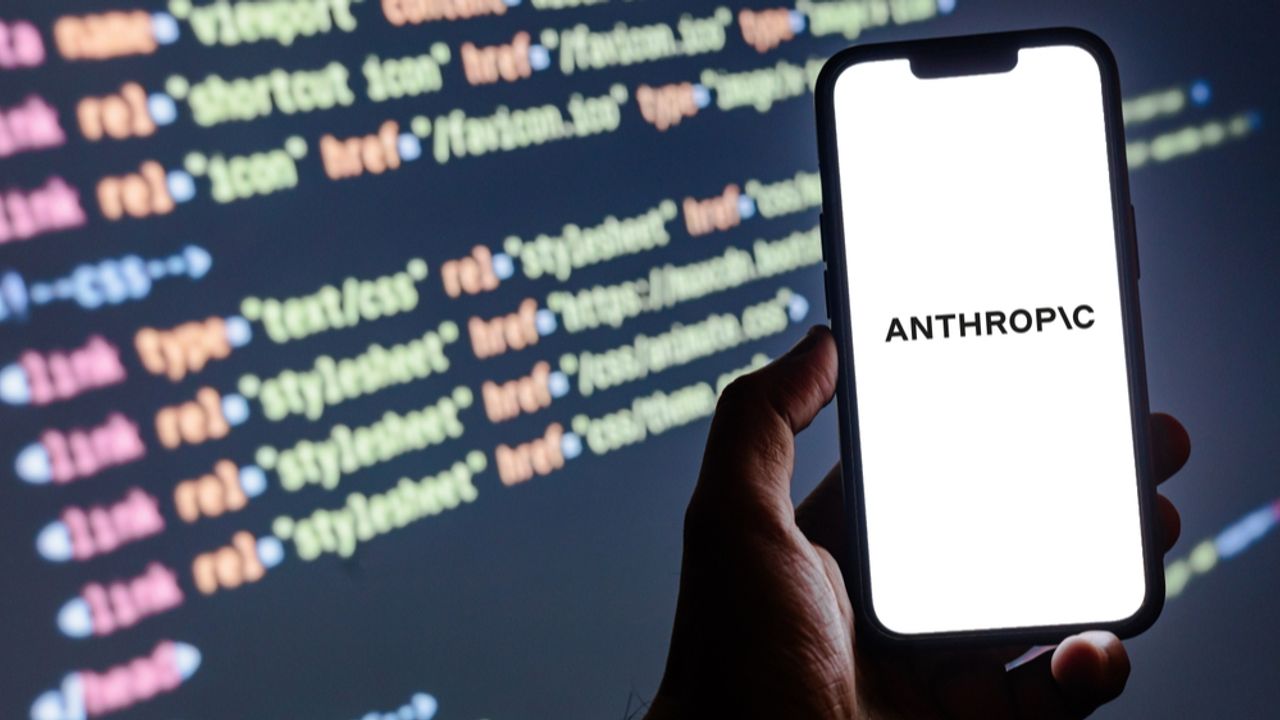 Anthropic closing in on $30B raise that would top OpenAI's valuation