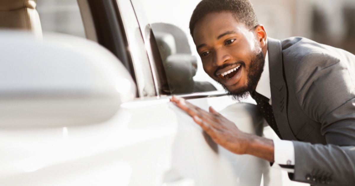 Autotrader Group slips lower as outlook overshadows £600m shareholder ...