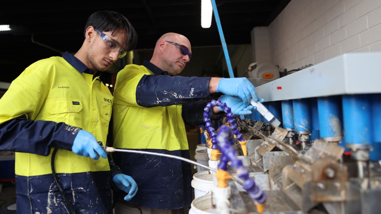 Victory Metals launches rare earths pilot plant with Federal Resources ...