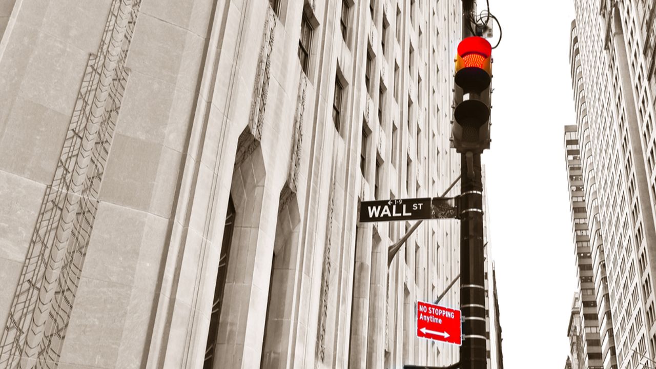 Wall Street pushes the pause button after stellar run; jobs data eyed