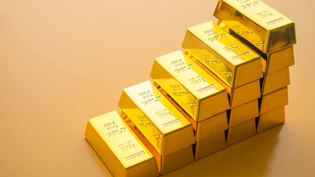 Gold prices will keep rising on macroeconomics and geopolitical risk - UBS